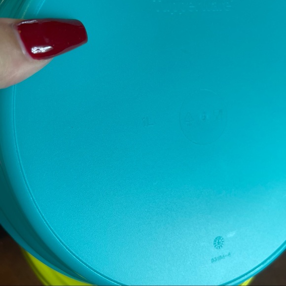 Tupperware | Kitchen | Tupperware Classic Fridge Bowls Set | Poshmark